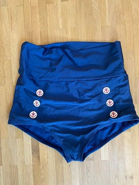 Süsse Retro Bikinihose hoch geschnitten Marine Stil | Kaufen auf Ricardo