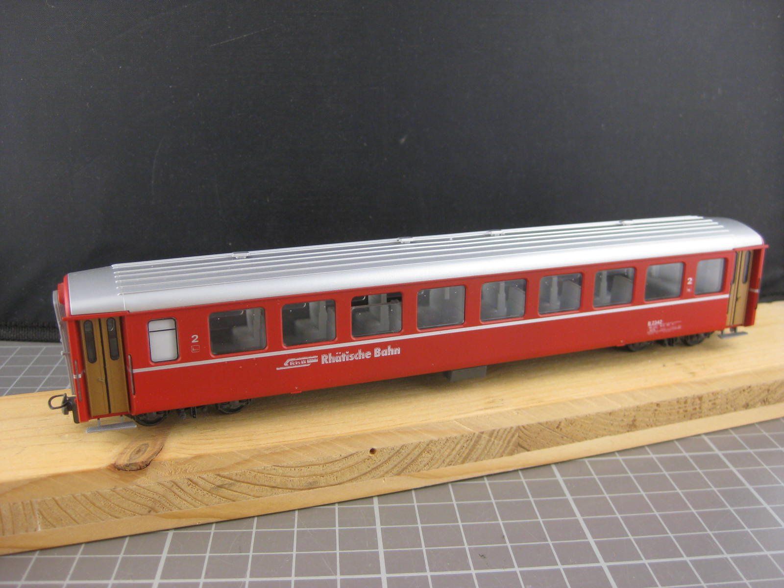 BEMO RhB EW I B 2372 grün, in BEMO Schachtel, Griffstangen s (Gebraucht ...