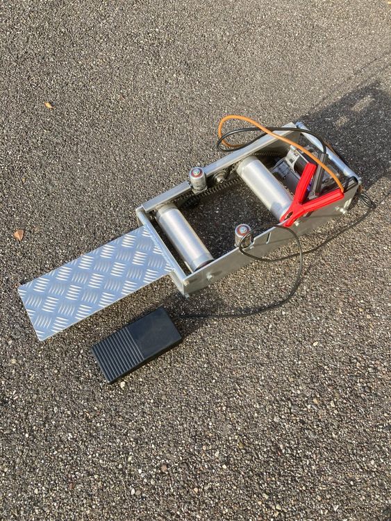 Rennmaschinen-Startmaschine (Gebraucht) in für CHF 400 – nur Abholung ...