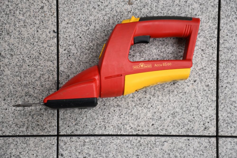 WOLF-Garten Accu BS 60 Rasenschere | Kaufen auf Ricardo