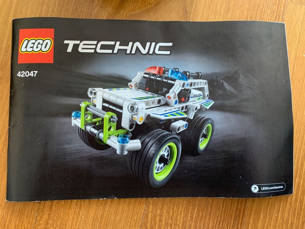LEGO Technic Polizei-Interceptor Nr. 42047 | Kaufen auf Ricardo