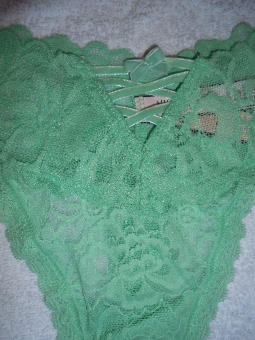 VICTORIA'S SECRET LACIE THONG, M, NEU, MIT RIEMCHENDETAIL... (Neu und ...