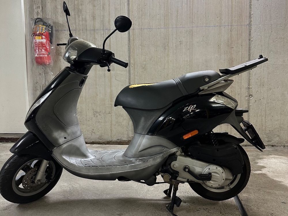 Piaggio Zip 100 4T (Gebraucht) in Rümlang für CHF 400 – nur Abholung ...