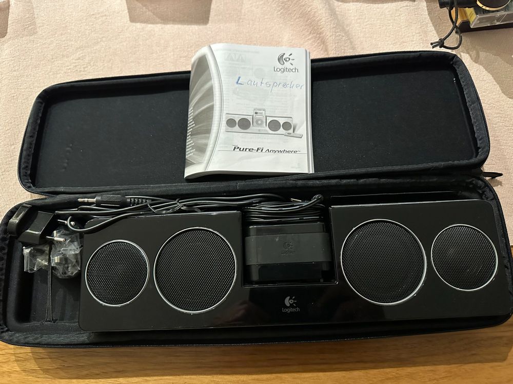 Logitech Pure-Fi Anywhere | Kaufen auf Ricardo