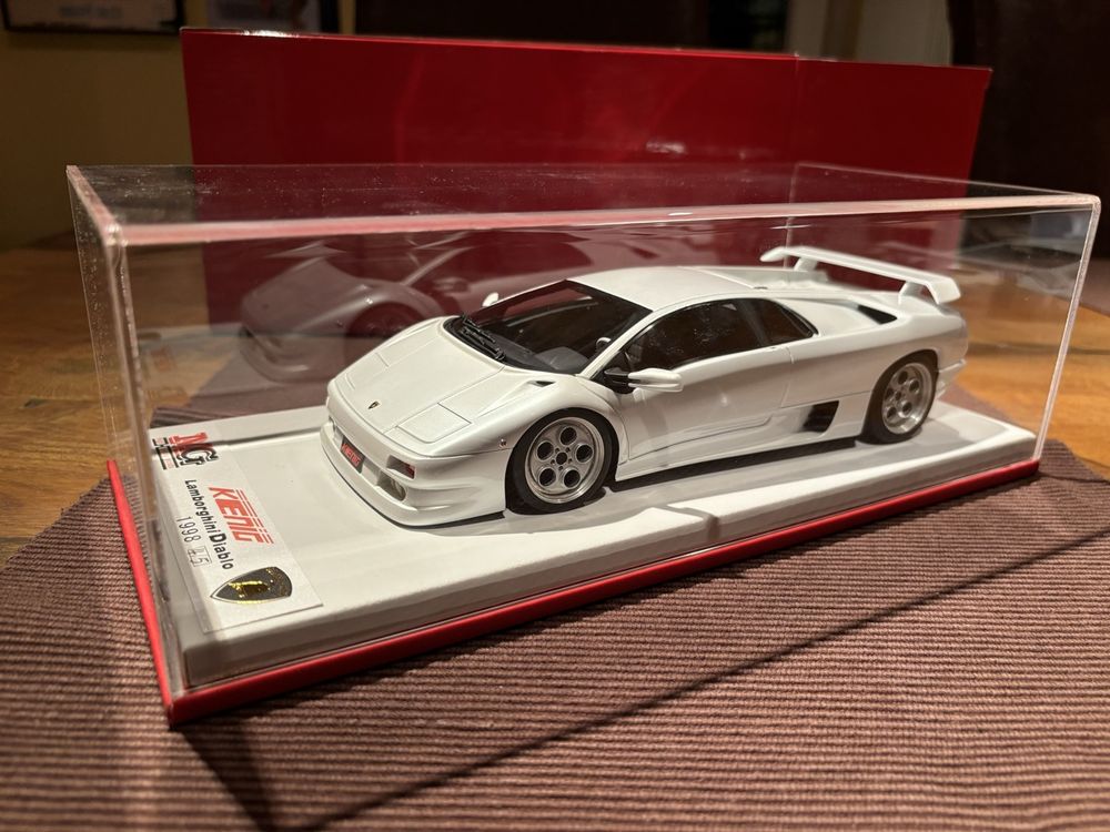 Lamborghini Diablo Koenig 1:18 MG Models perlweiss (Gebraucht) in ...