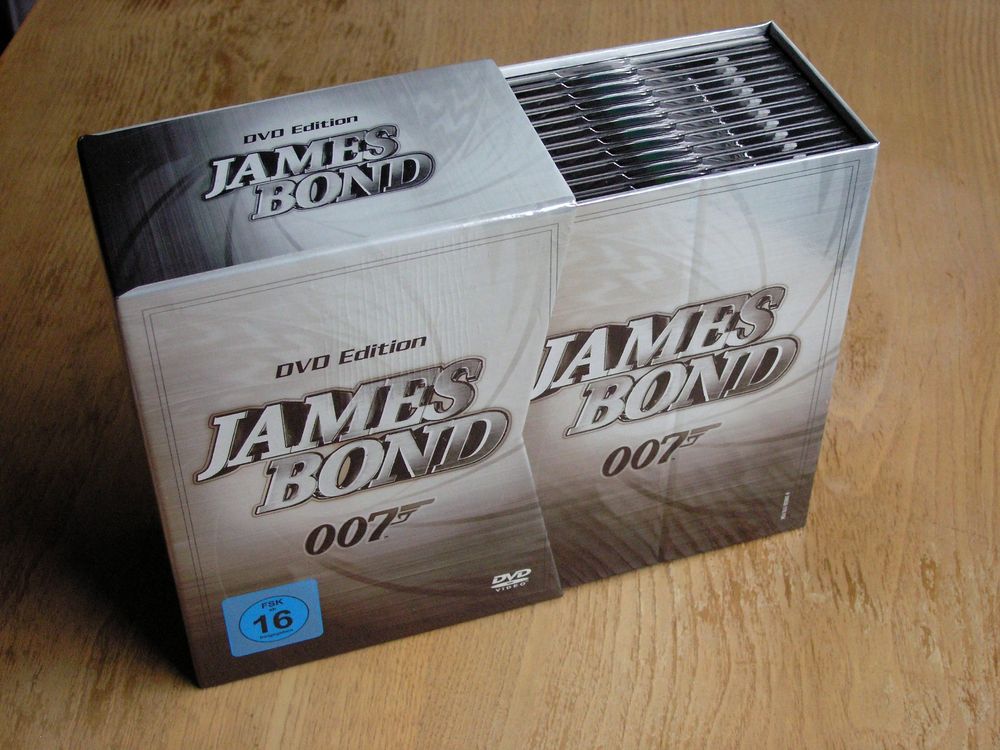 James Bond 007 Ultimate Edition 22 DVDs | Kaufen auf Ricardo