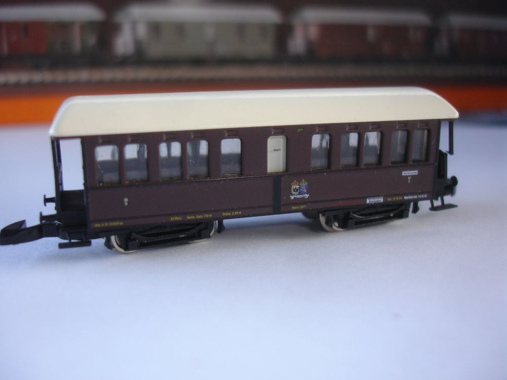 Märklin Z: 8119 Langenschwalbacher-Personenzug (Gebraucht) in Fontaines ...