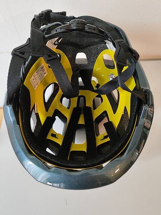 Rockrider Helm mit MIPS-Zertifikat (Gebraucht) in Zürich für CHF 15 ...