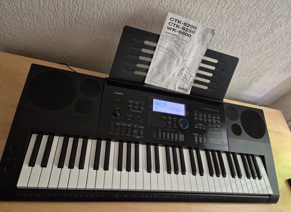 CLAVIER CASIO CTK-6200 COMPLET (Gebraucht) in St-Imier für CHF 145 ...
