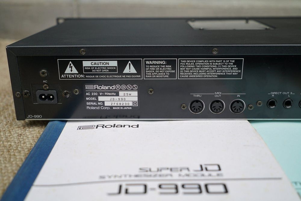 Roland JD-990 Synthesizer Expander (Gebraucht) in Ortschwaben für CHF 1200 – nur Abholung auf ...