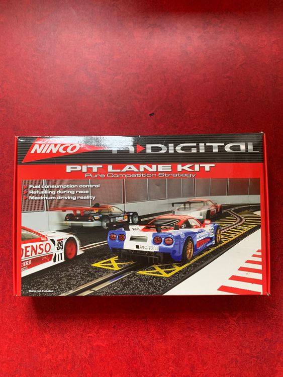 Ninco Pit Lane Kit (Gebraucht) in Zürich für CHF 50 – mit Lieferung auf ...
