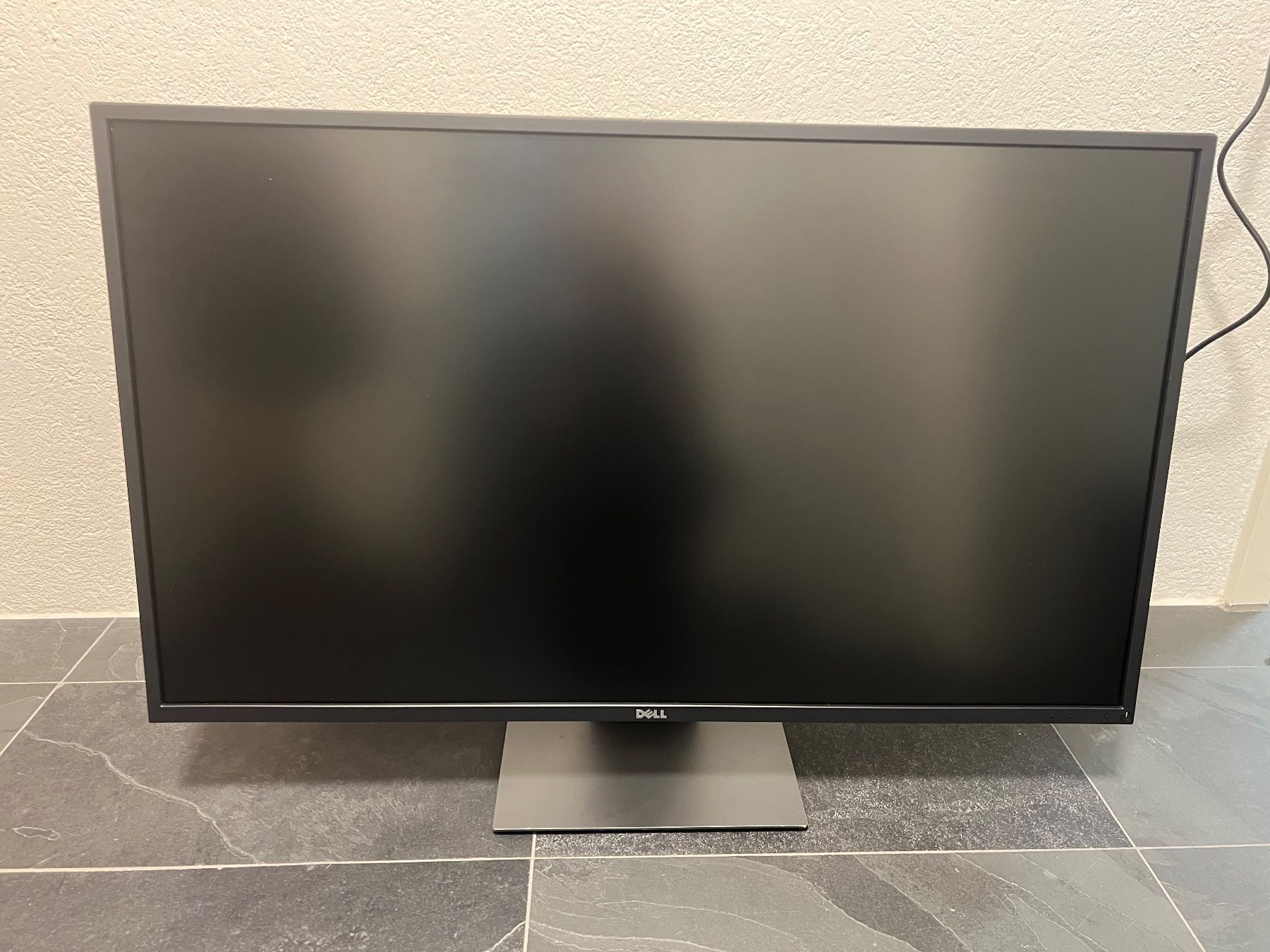Dell Bildschirm P4317q (4k, 43 Zoll) (Gebraucht) in Luzern für CHF 300 ...