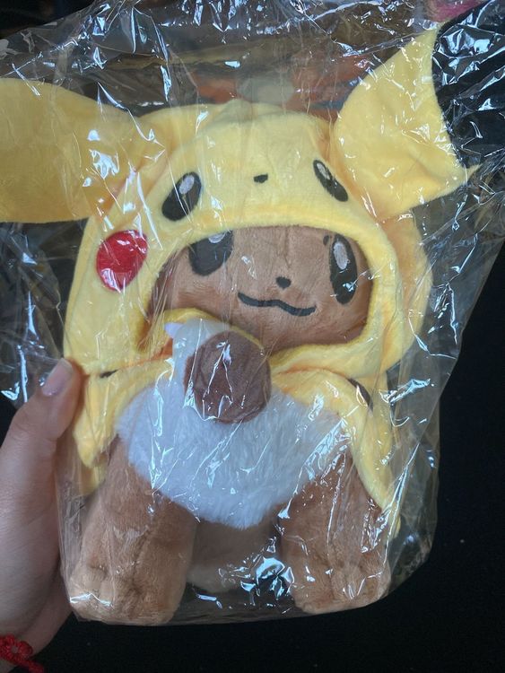 Pokemon Evoli Pancho Plüsch als Pikachu ab 1.- Fr. (Neu und ...