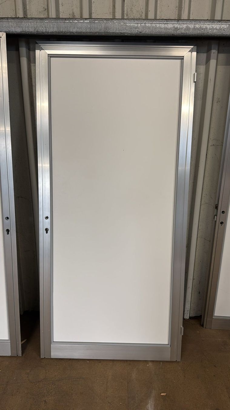SYMA SYSTEM 30 Türe komplett - Scharnier rechts (Gebraucht) in Zürich ...