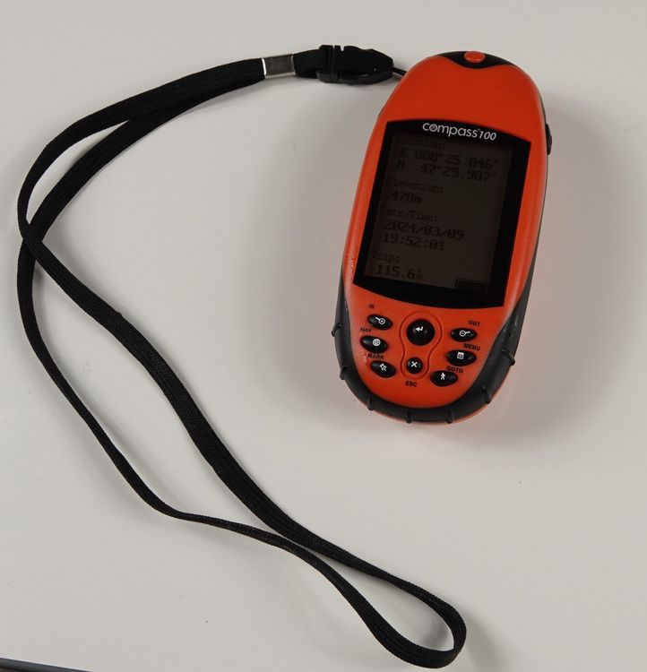 Compass 100 elektronischer GPS Kompass | Kaufen auf Ricardo