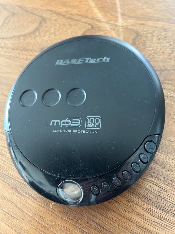 Discman mit Batterie BASETech (Gebraucht) in Steffisburg für CHF 20 – mit Lieferung auf Ricardo ...