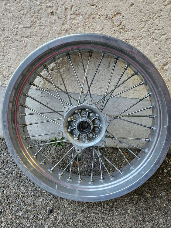 KTM Behr Vorderrad Felge 17 Zoll 20mm Achse (Gebraucht) in Kloten für ...