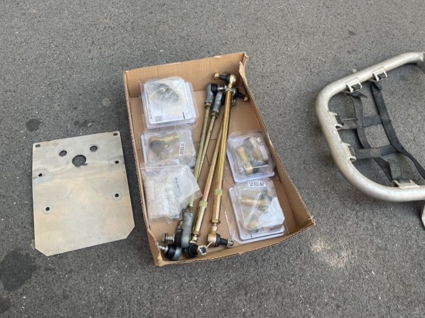 Quad Teile Für Kawasaki KFX 700 Lief Gratis (Gebraucht) in Thun für CHF ...