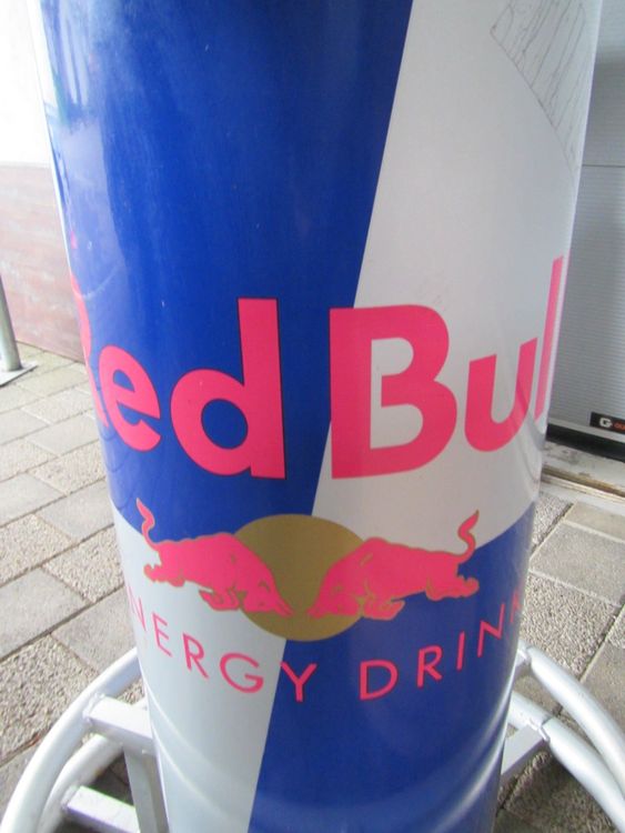 Red-Bull Bar-Tisch (Gebraucht) in Büsserach für CHF 99 – nur Abholung ...