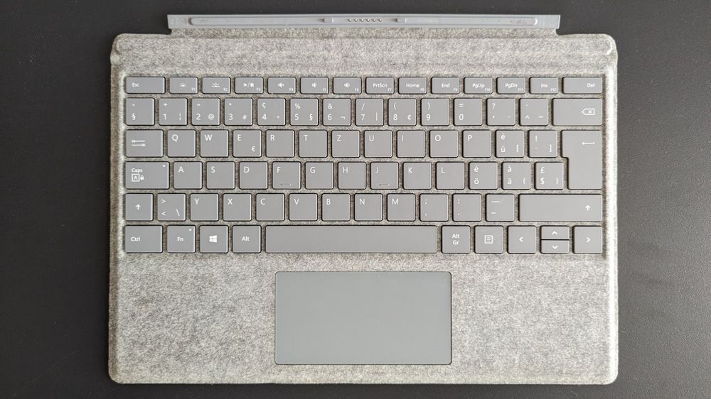 Microsoft Surface Pro Type Cover (M1725) | Kaufen auf Ricardo