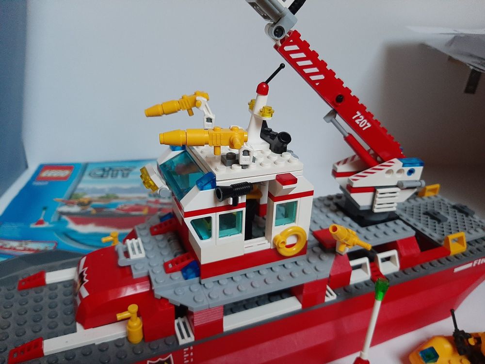 Lego City Set 7207 Feuerwehrschiff, vollständig | Kaufen auf Ricardo