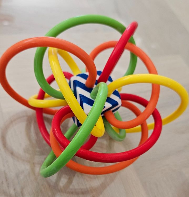 Baby Greifling Manhattan Toy Winkel (Gebraucht) in Hasle LU für CHF 5 ...