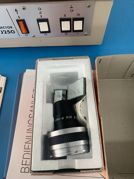 Messprojektor Mitutoyo PJ 250 | Kaufen auf Ricardo