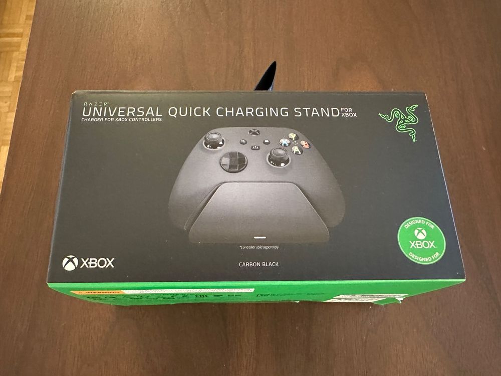 RAZER UNIVERSAL QUICK CHARGING STAND FOR XBOX (Gebraucht) in Carouge GE ...