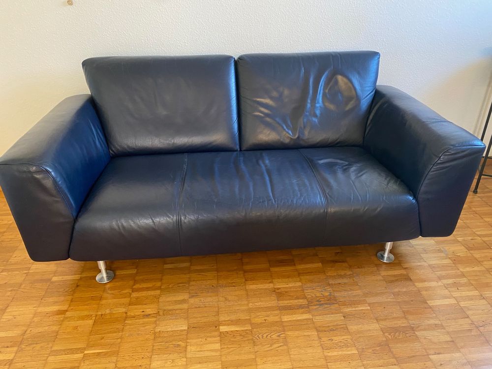 Modernes Rolf Benz 2er Leder Sofa dunkelblau | Kaufen auf Ricardo