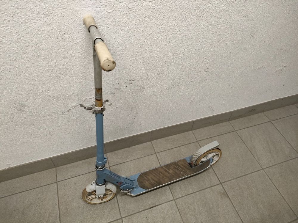 Trottinette Trotti Oxelo (D'occasion) à Biel/Bienne pour CHF 1 – avec ...