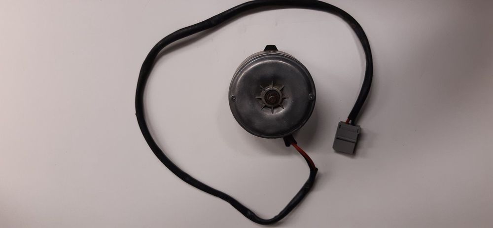 Peugeot 205 GTI Lüftermotor (Gebraucht) in Näfels für CHF 10 – mit ...