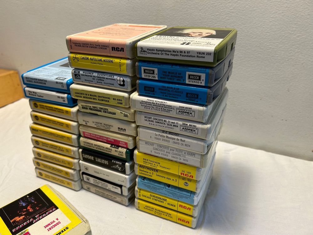 Cassettes audio 8 Pistes divers (x34) (Gebraucht) in Geneve für CHF 20 ...