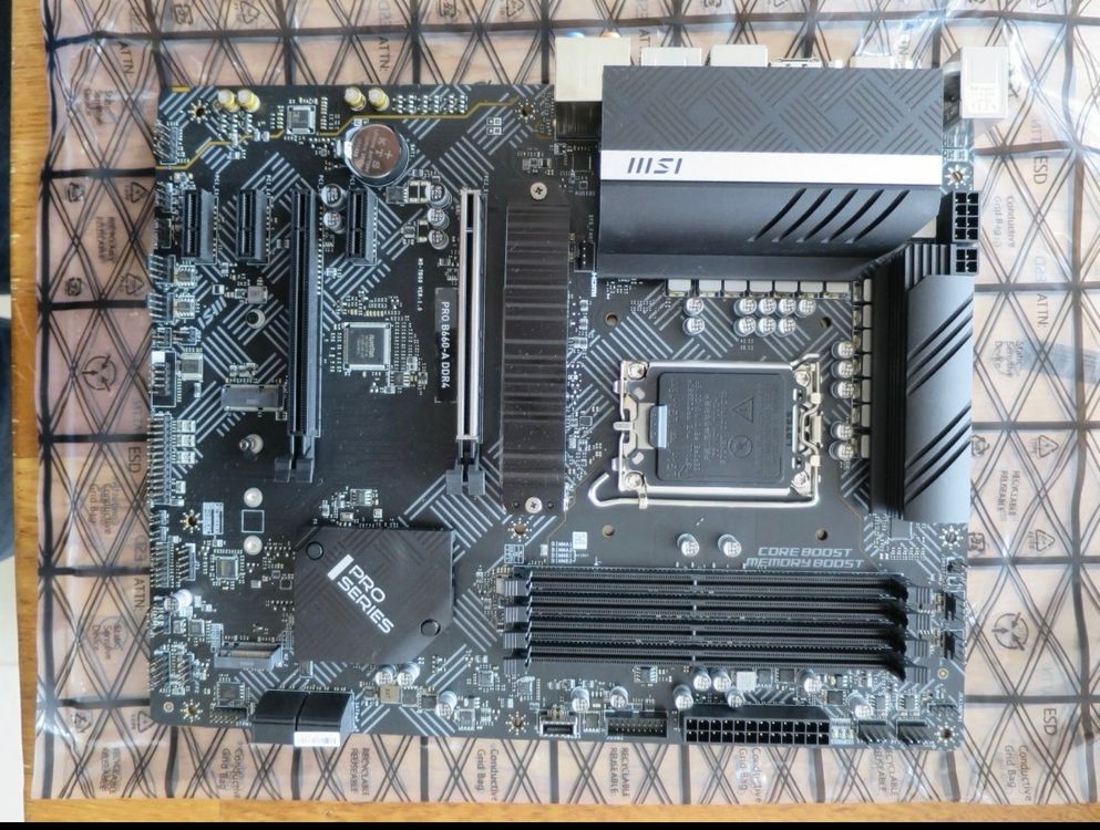 MSI PRO B660-A DDR4 moterboard LGA1700 Intel 12/13 | Kaufen auf Ricardo
