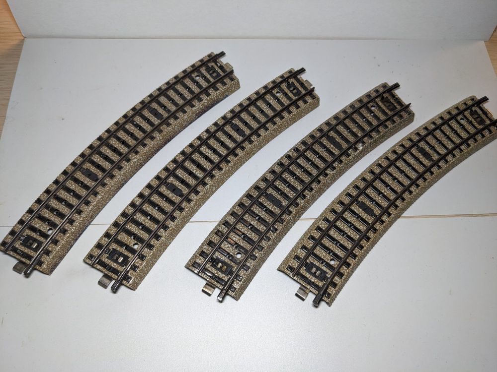 Märklin M-Gleis 4x gebogen 5206 | Kaufen auf Ricardo