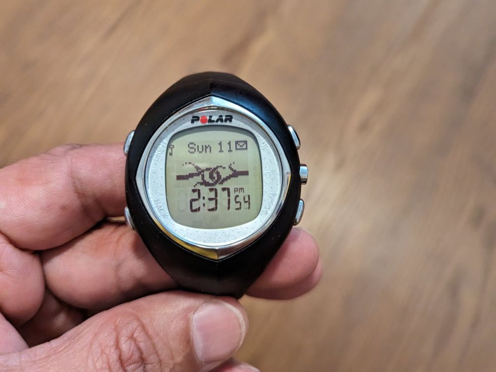 Polar F6 Sportuhr (neue Batterie) (Gebraucht) in für CHF 1 – mit ...