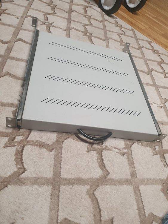 19" 19Zoll Fachboden Rack Tablar ausziehbar Tiefe 45cm 450mm (Gebraucht ...