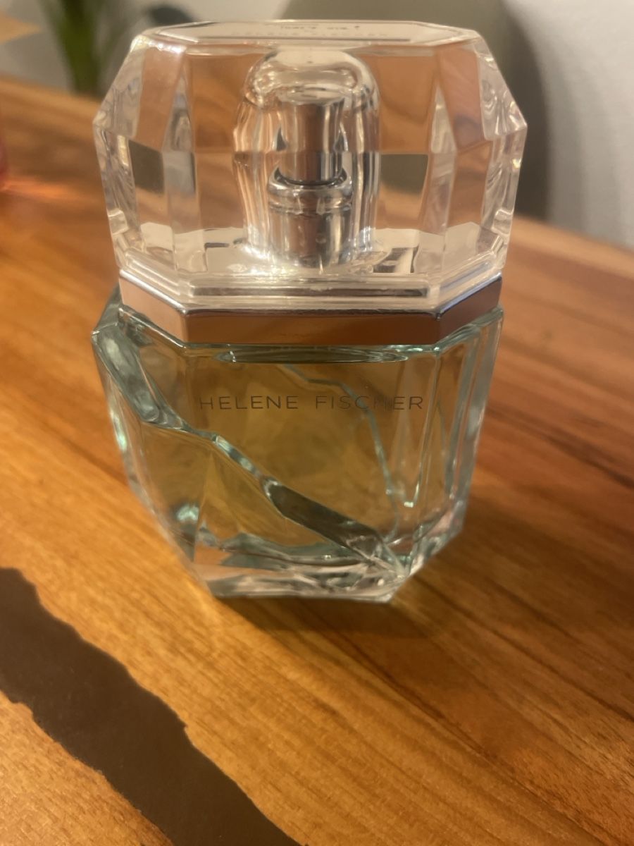 Helene Fischer Parfum, 50ml neuwertig, zu verkaufen! (Neu (gemäss ...