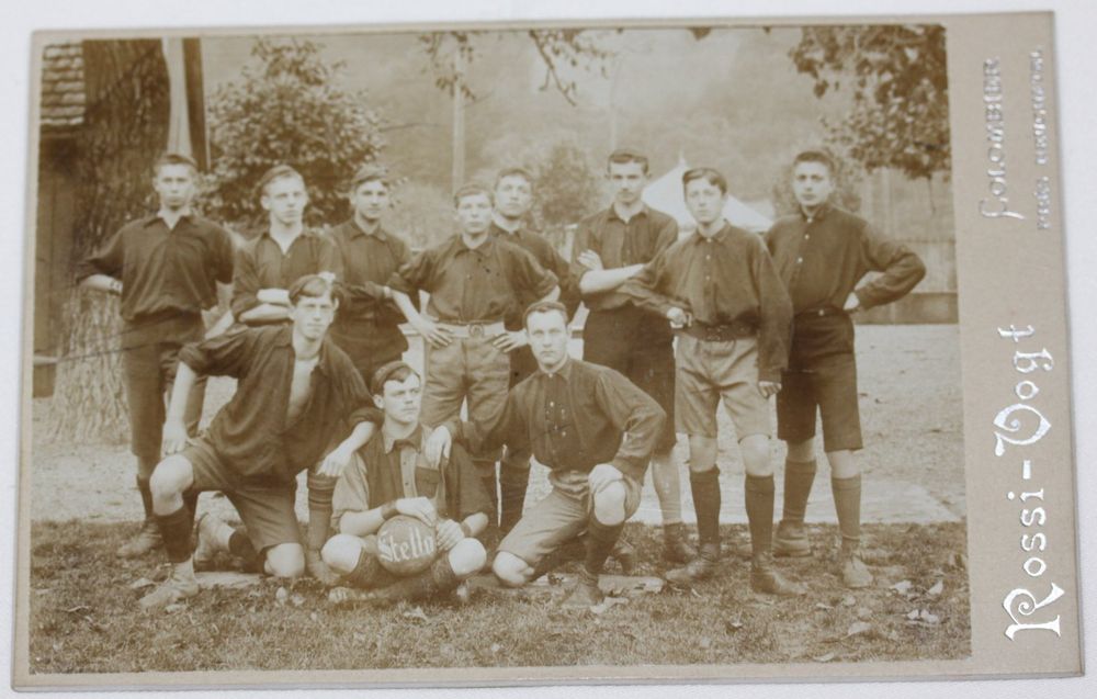 alte Fotografie Fussball Club STELLA, Rossi Vogt Neuchatel (Gebraucht) in basel für CHF 29 – mit ...