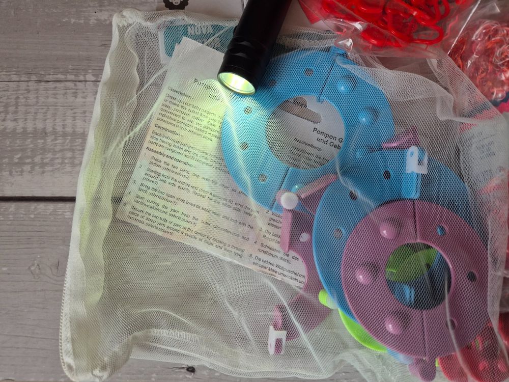 Grosses Bastelpaket mit Zubehör für dein Winterprojekt! (Neu (gemäss ...