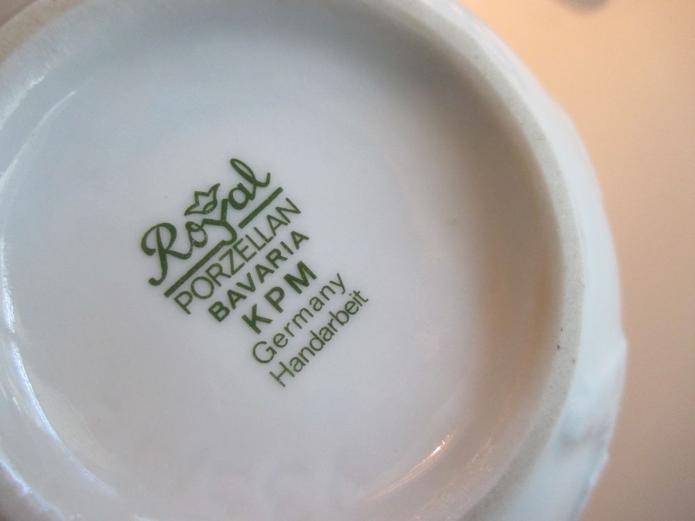 ROYAL Porzellan Vase Bavaria KPM Goldrand Handarbeit | Kaufen auf Ricardo