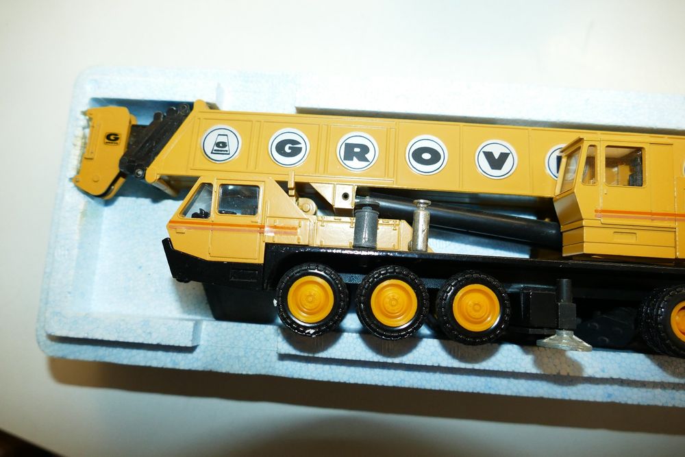 NZG 1:50: Mobilkran TM 1500 Grove (Neu (gemäss Beschreibung)) in ...