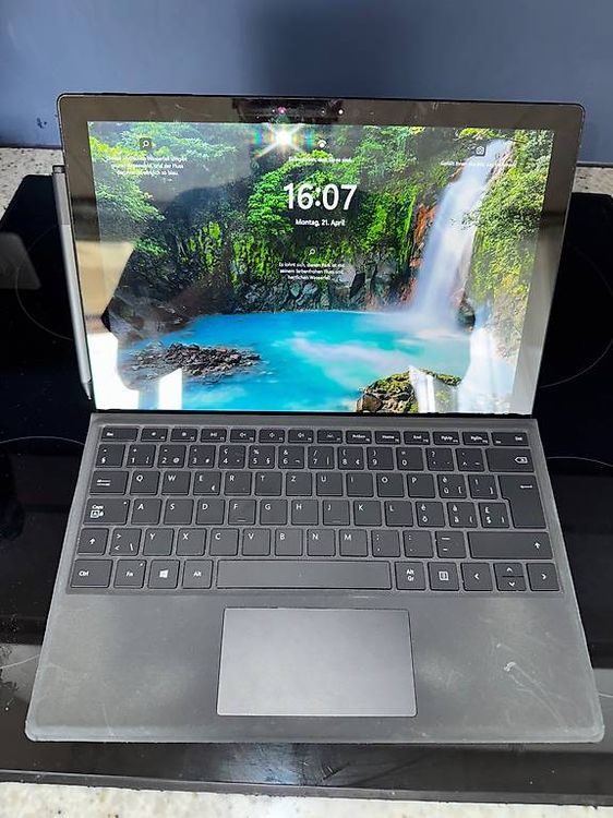 Microsoft Surface Pro 7 inkl. Surface Pen & Type Cover (Gebraucht) in Dübendorf für CHF 185 ...