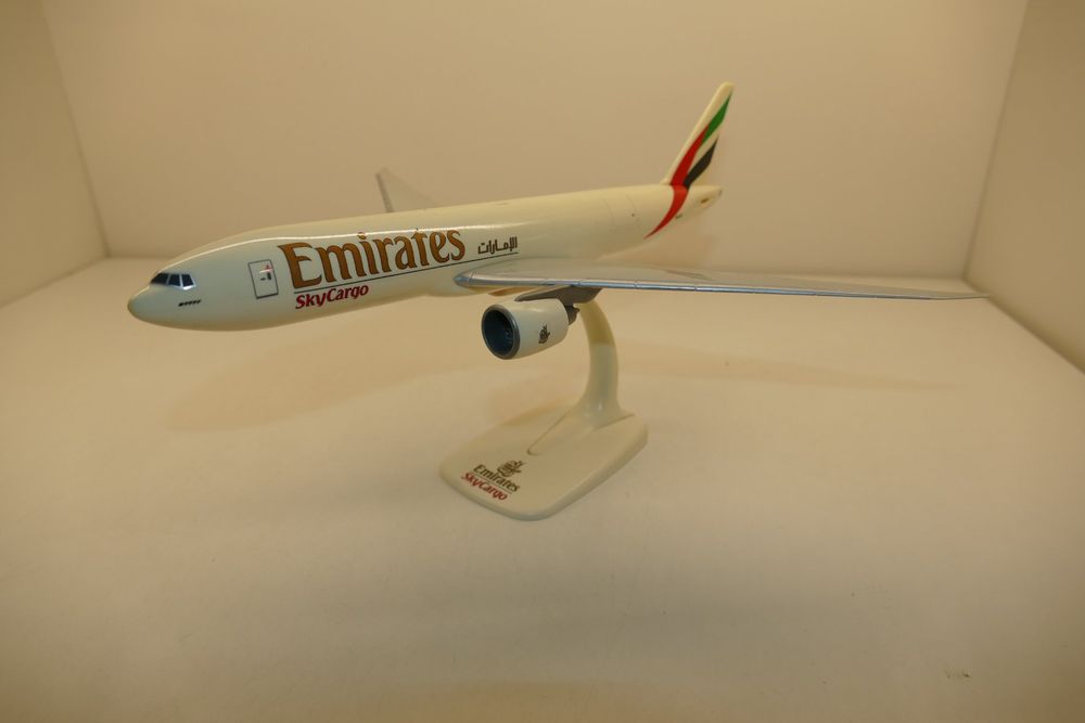 Flugzeugmodell 1:250: Emirates Sky Cargo Boeing 777-F (Gebraucht) in ...