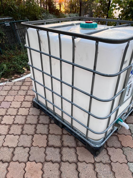 IBC Wassertank 1000 Liter (Gebraucht) in Turbenthal für CHF 16 – nur ...