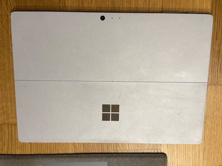Microsoft Surface Pro mit Stift und Tastatur - Top Zustand (Gebraucht) in Flawil für CHF 175 ...
