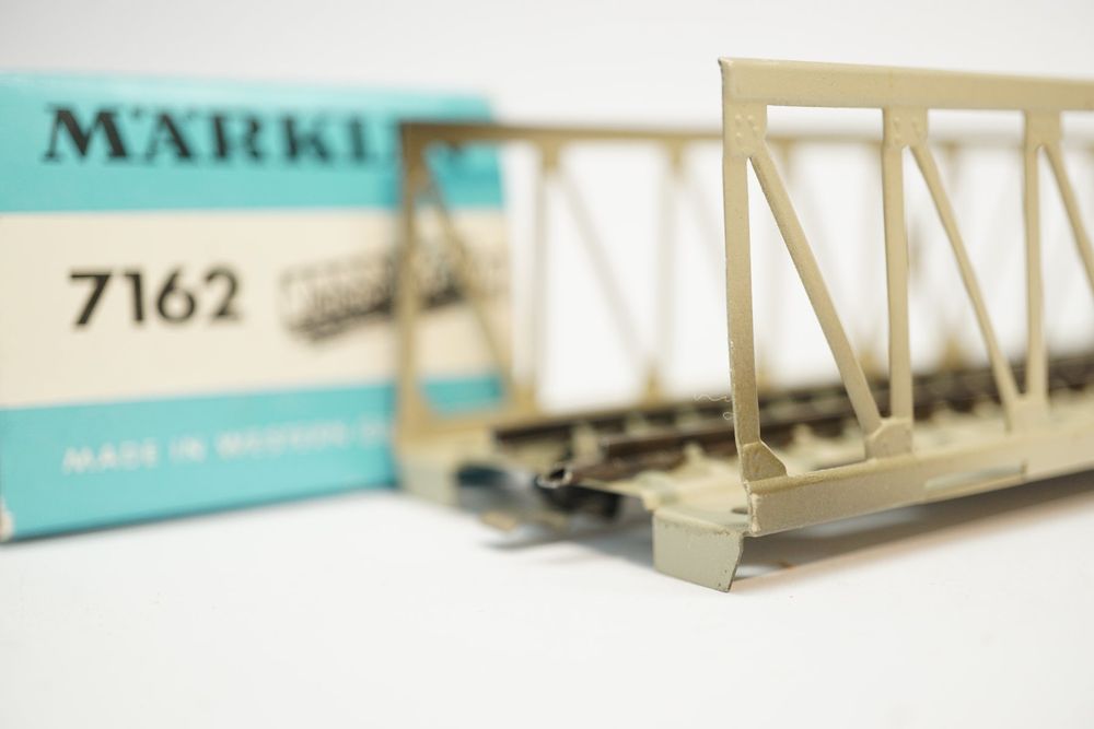 8º Märklin 7162 Gitterbrücke Metall grau 3) (Gebraucht) in Uetendorf ...