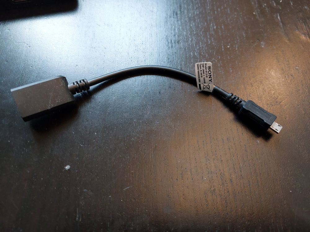 Sony Original Micro USB zu USB Adapter EC310 - Datenaustausc (Gebraucht ...