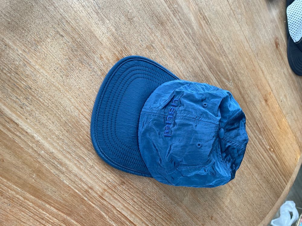USUAL Cap (Neu (gemäss Beschreibung)) in Wettingen für CHF 5 – mit ...