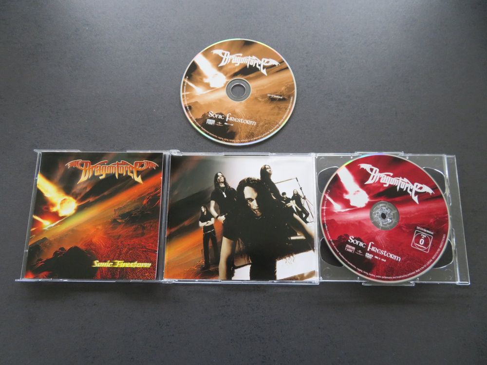 DRAGONFORCE Sonic Firestorm 2010 CD+DVD Heavy Power Metal (Gebraucht) in Niederbipp für CHF 10 ...