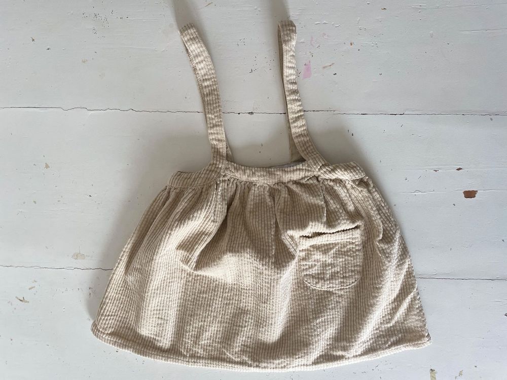 Zara Girl - Corduroy Rock 4-5 years (110cm) (Gebraucht) in Zürich für CHF 12 – mit Lieferung auf ...